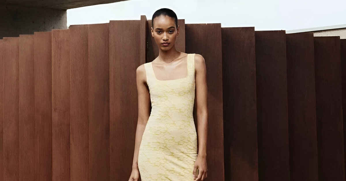 Tank dress fever: Το φόρεμα που θα φοράτε όλο το καλοκαίρι