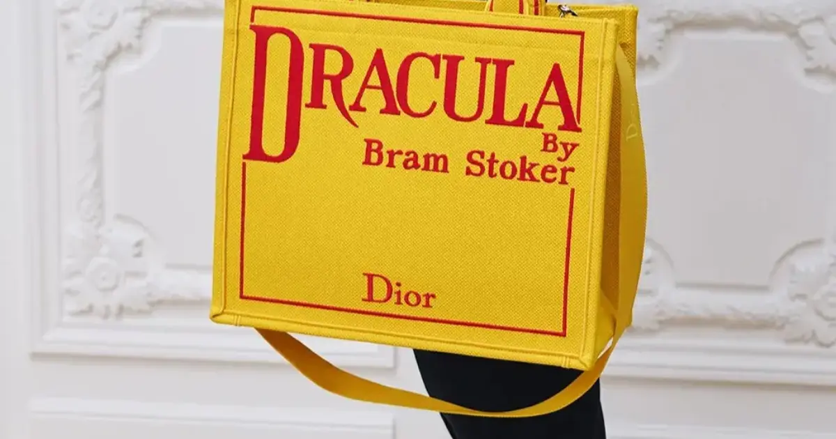 Ο Δράκουλας κρατούσε Dior